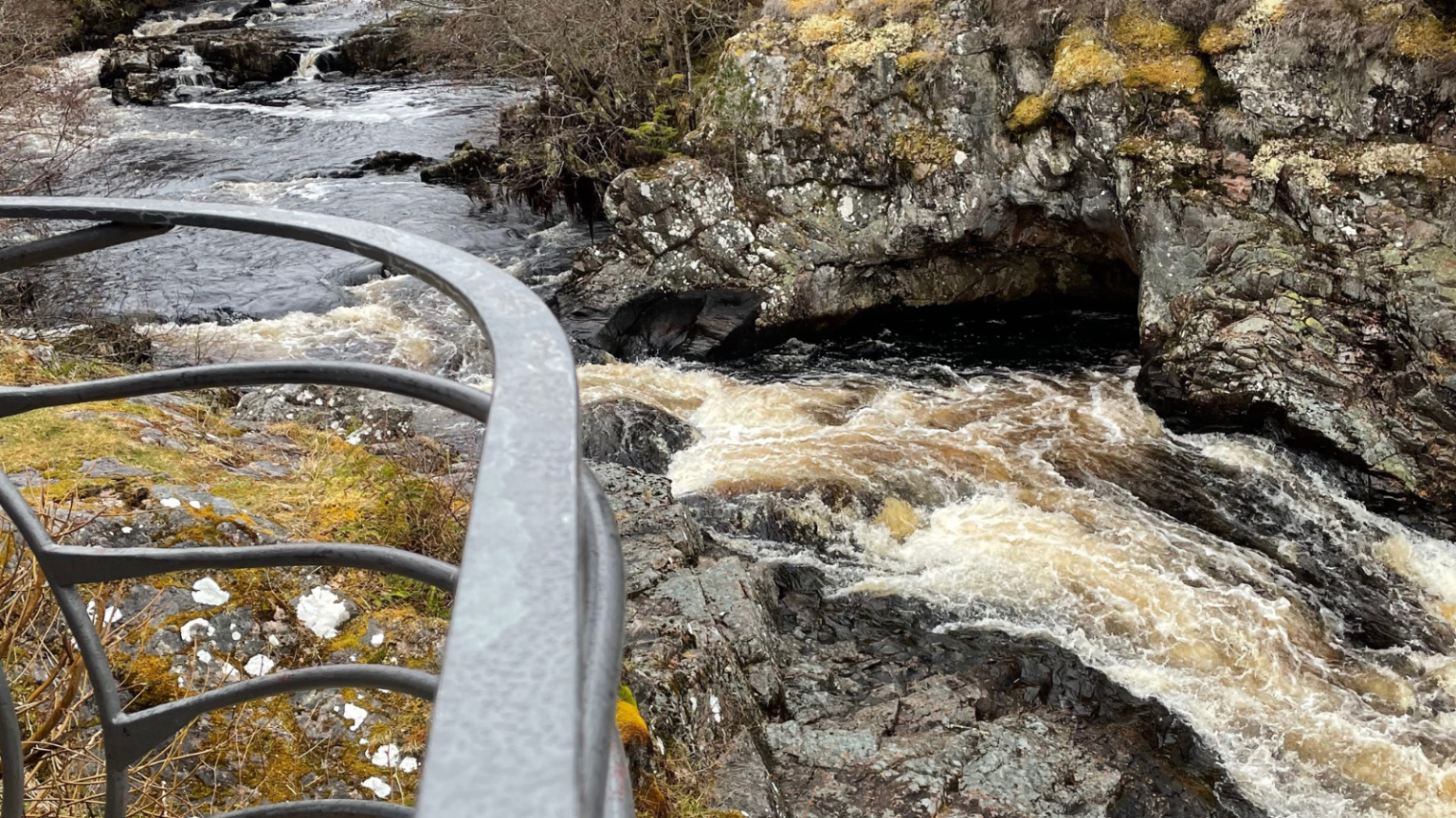 Highland Adventure: Inverness to Dunrobin Castle - Caths Inverness Tours